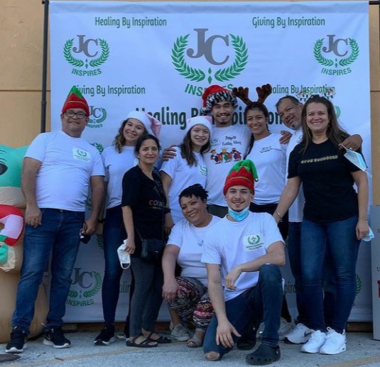 “Caritas Felices” de JC Inspires Foundation, lleva alegría a cientos de ...